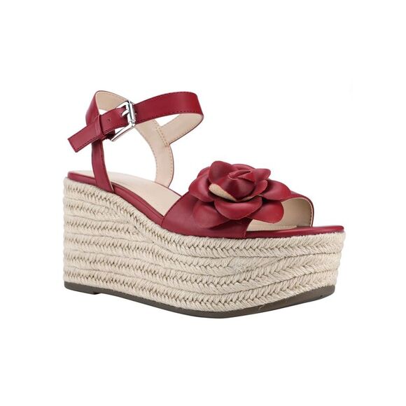 Marc Fisher | Shoes | Marc Fisher Womens Red Woven Flower Venom Almond ...